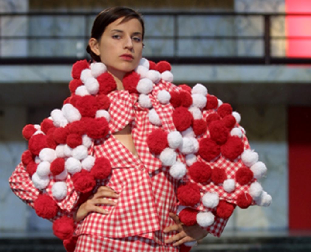 DUTCH TOUCH - ROME 2001 - Dutch Fashion Foundation